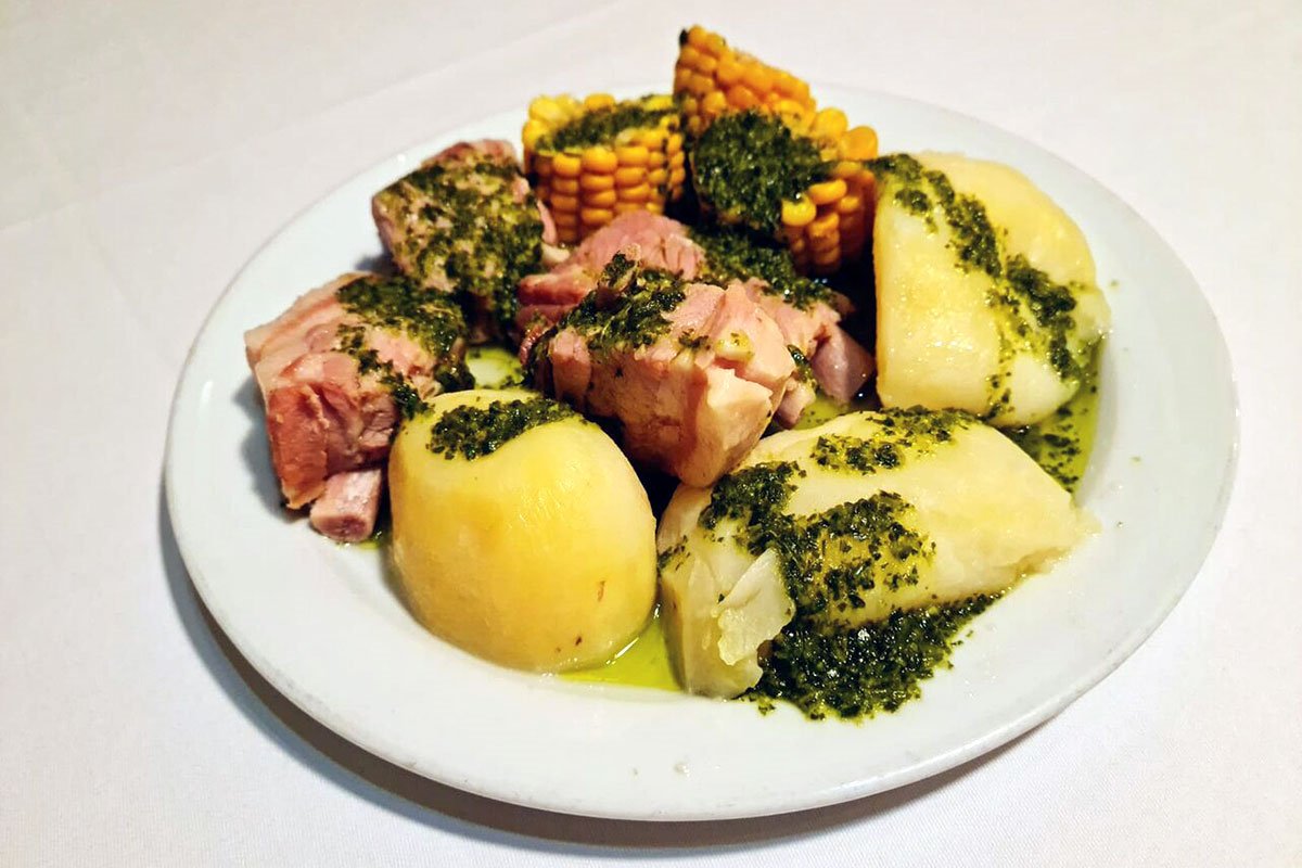 Ribs with potatoes and corn - Official Taxi